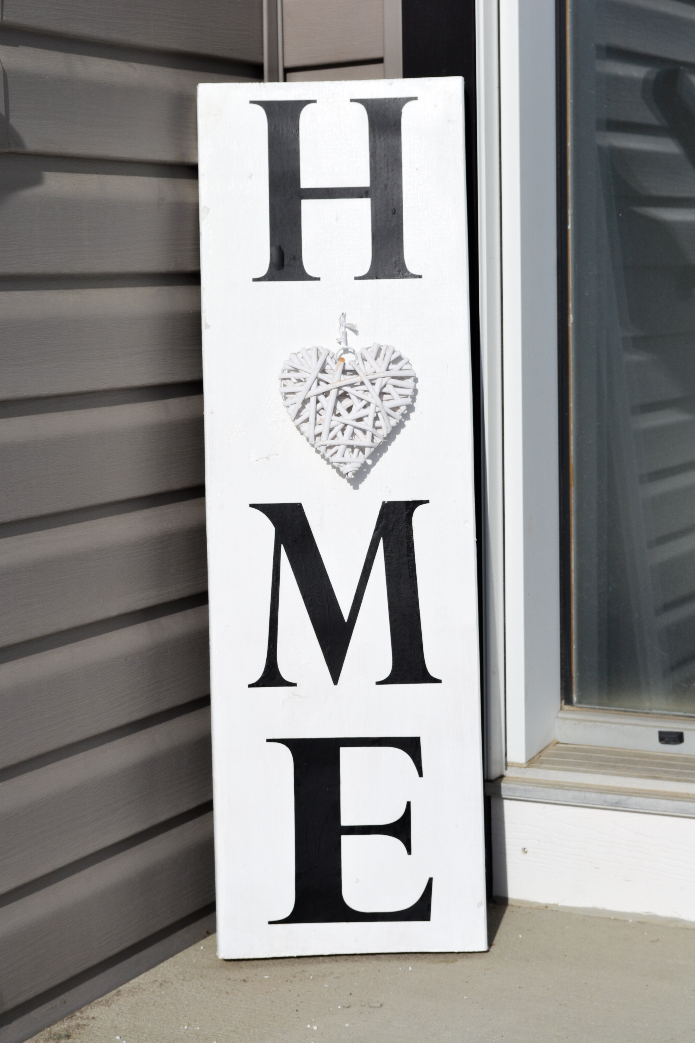 Heat Transfer Vinyl VS. Permanent Vinyl on Wood – The Expert Amateur